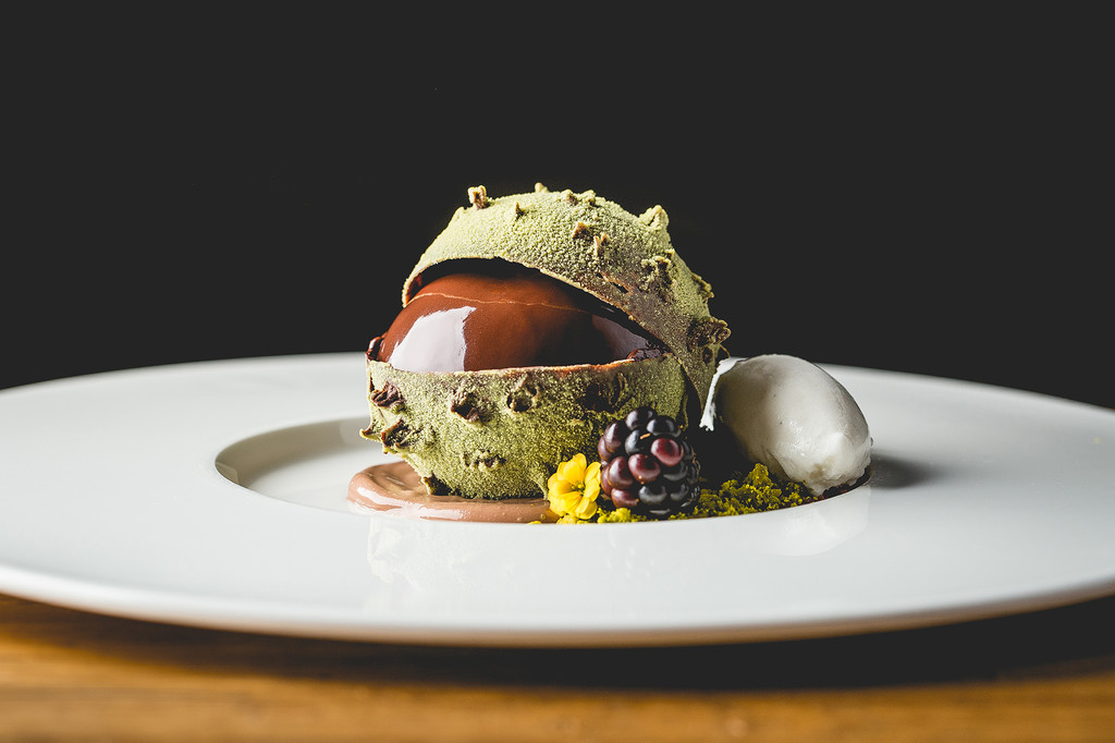 Delicious dishes that you can find in unique hotels around the world